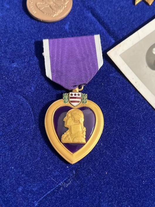 Vietnam US Army – Purple Heart Grouping – SP5 E5 David H Dunn – 15/07 ...